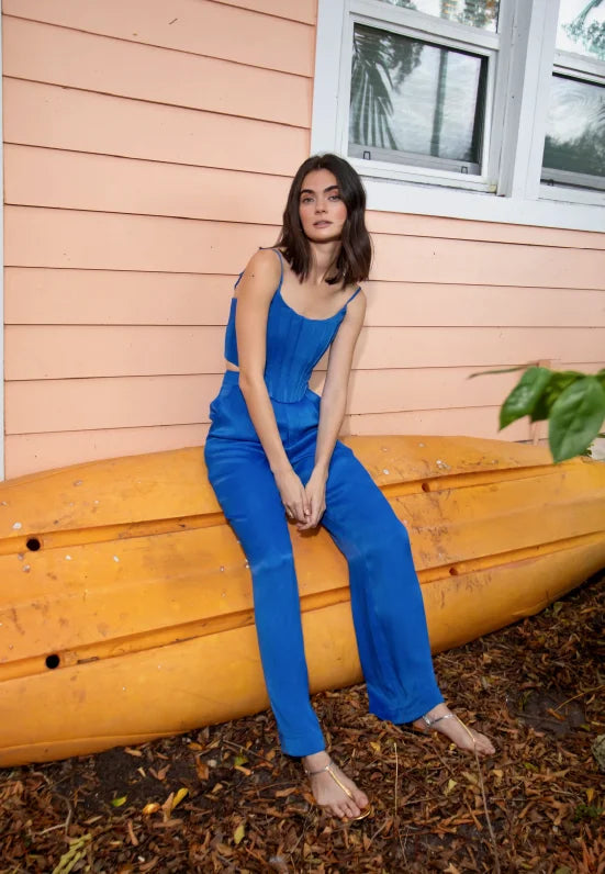 20 Different Types of Jeans and How to Style Them - Karina Grimaldi